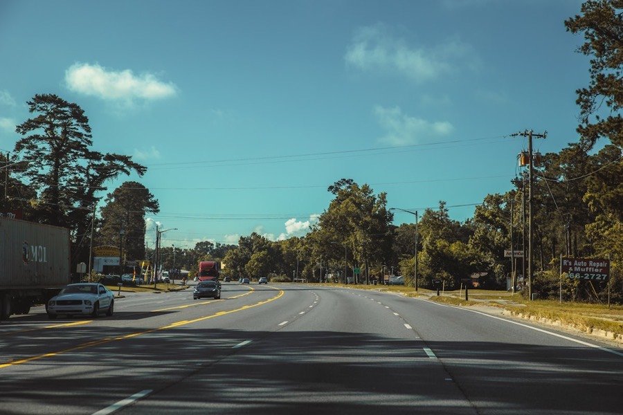 Renting a Moving Truck vs Hiring Movers: Costs